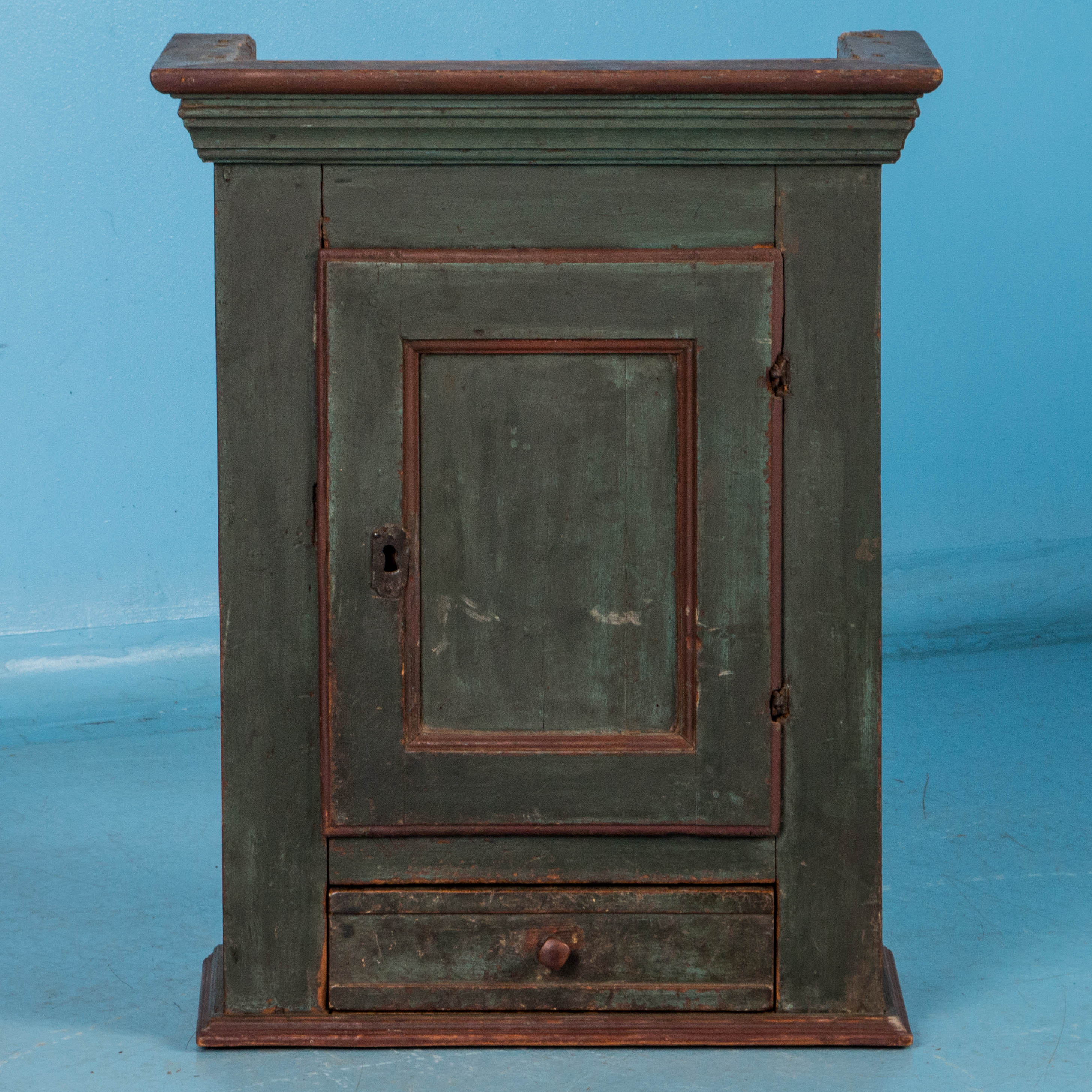 Cabinets & Cupboards | Scandinavian Antiques | European Antique Dealer